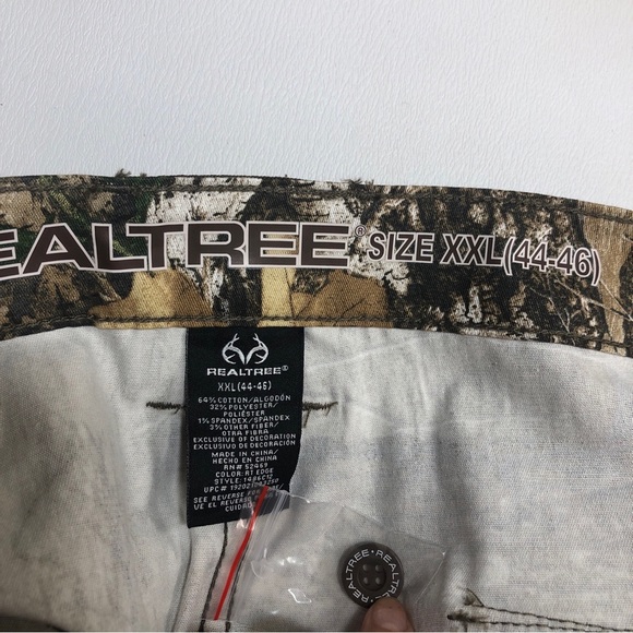 Realtree | Pants & Jumpsuits | Realtree Woodland Camo Cargo Pants ...